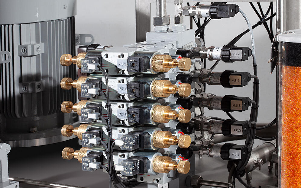 CETOP valves: standardised hydraulic plate mounting valves | HANSA-FLEX